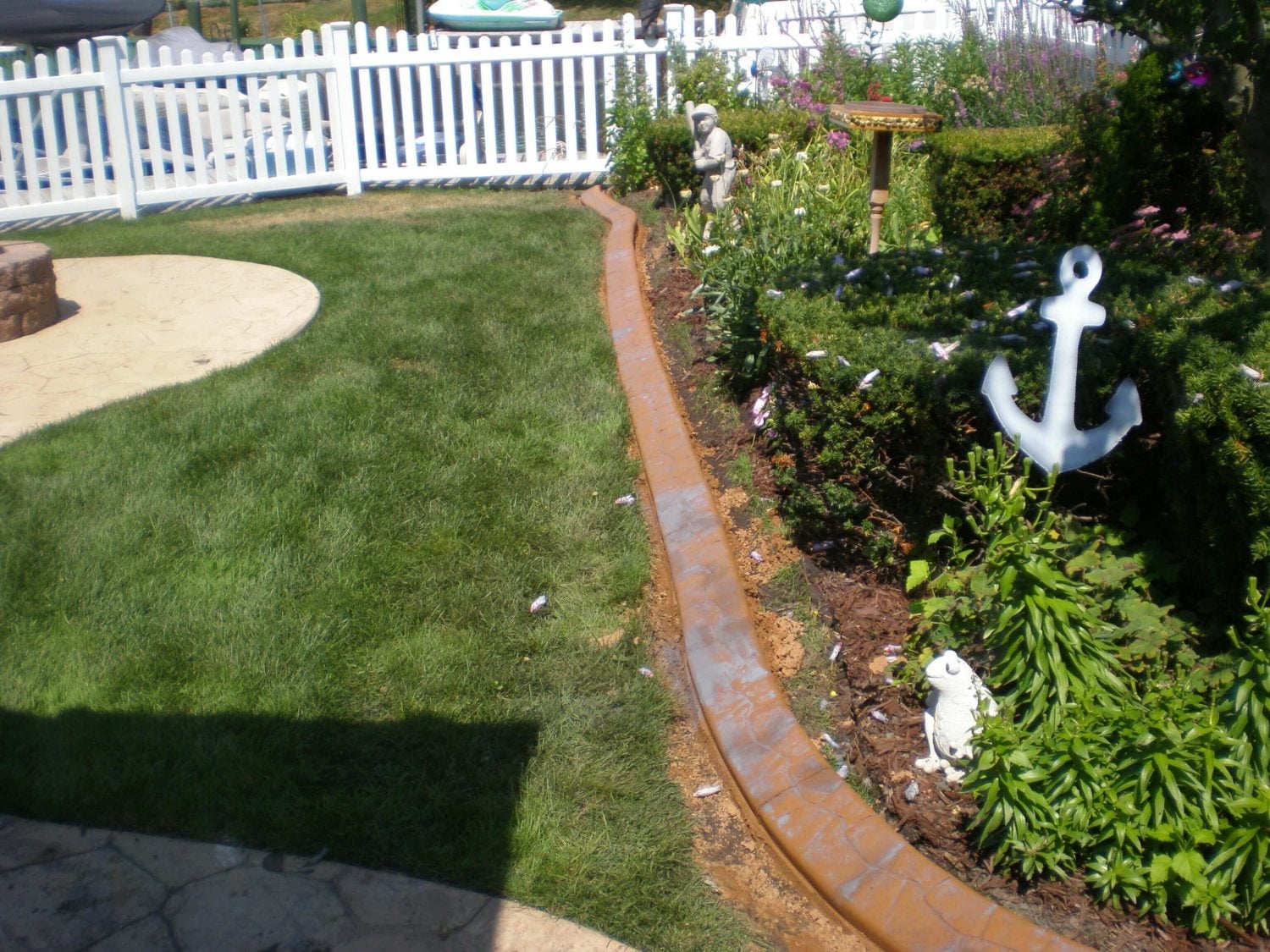 Landscape Curbing - 545 Lawn Care Inc.